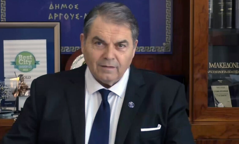 «Αλλαγή Πορείας»: Ο Δημήτρης Καμπόσος κατέθεσε ψηφοδέλτιο με 350 υποψηφίους