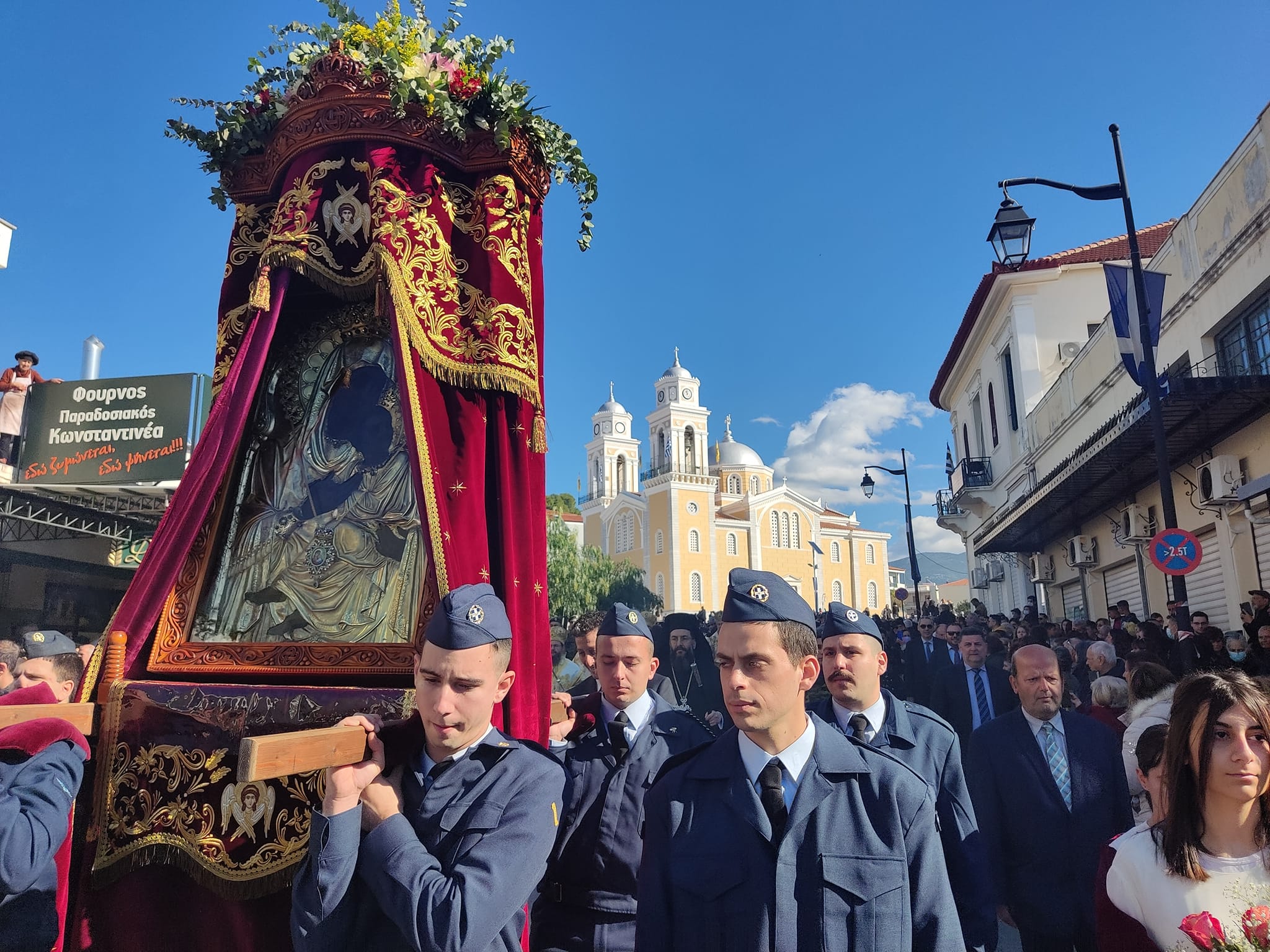 Η Καλαμάτα τίμησε την Πολιούχο της Πανα­γία Υπαπαντή (Βίντεο)